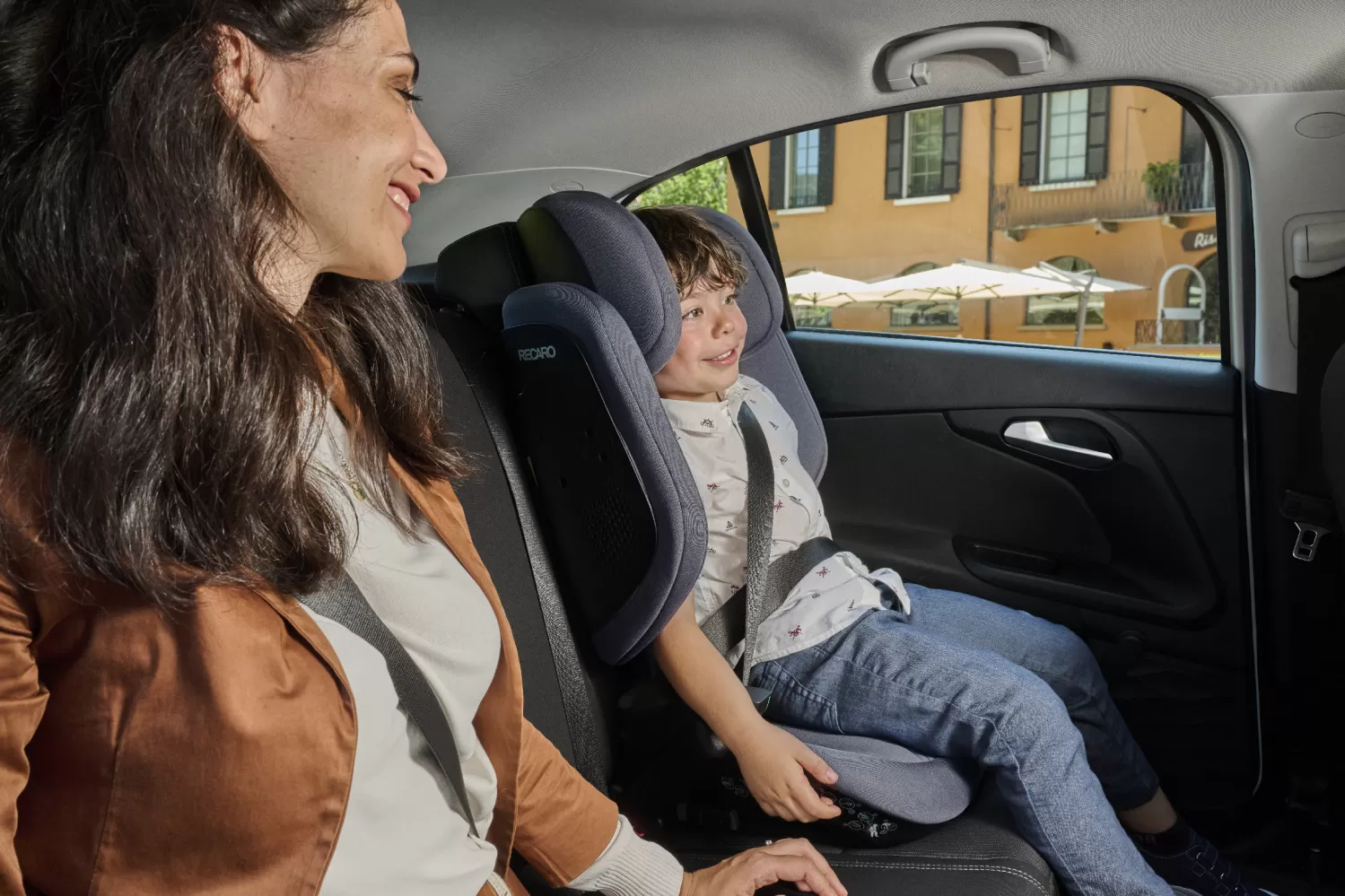 RECARO MONZA CFX I-Size 100-150cm 2024 Imola Red : Recaro-autosedacky.cz